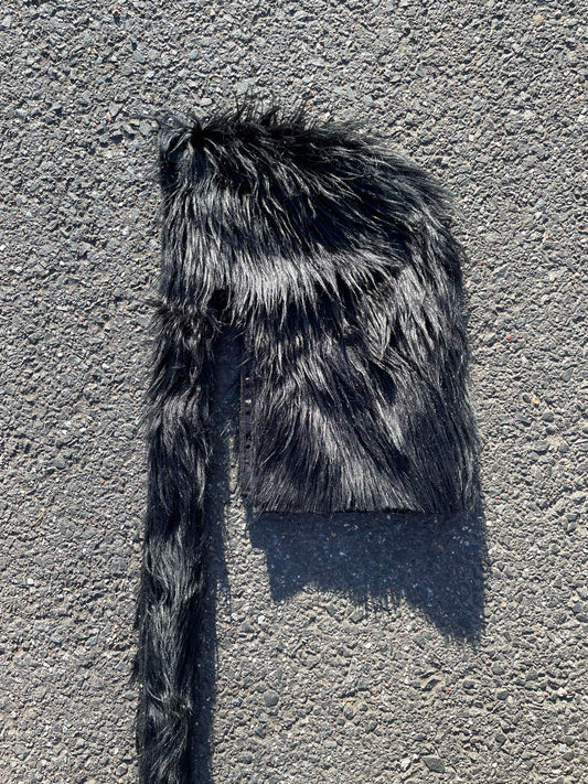 JUNYADAFURGOD – WORK (SIC)